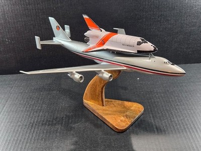 Custom B747 w/ James Bond Moonraker Space Shuttle Desktop Display Model ...