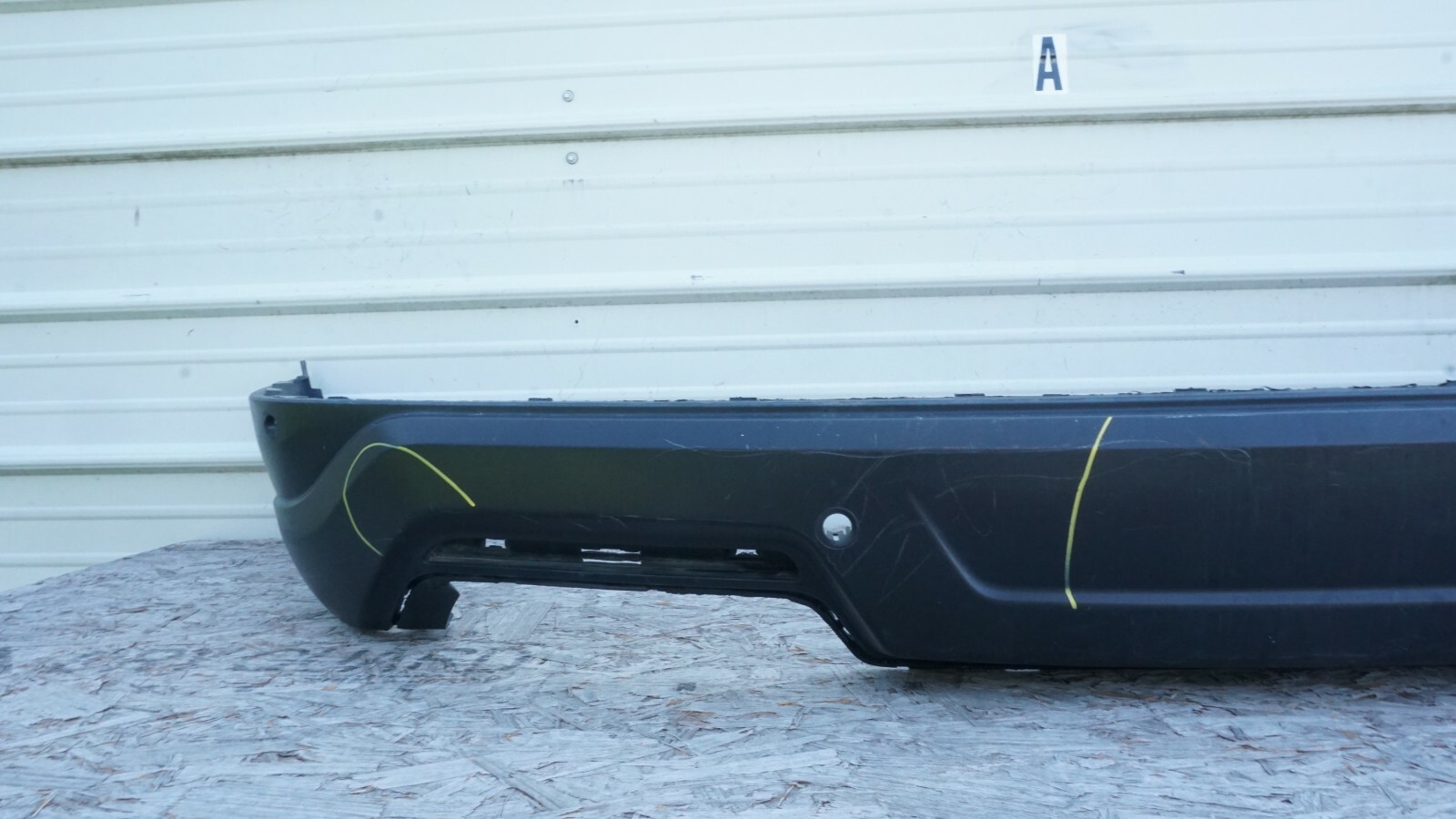 2018-2019 Ford Explorer Rear Lower Bumper Valance Diffuser JB53-17F954 ...