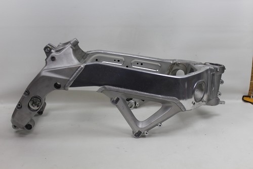 Aprilia RSV4 1000 Factory 2010 Main Frame Chassis SLVG STRAIGHT! 858750 | eBay