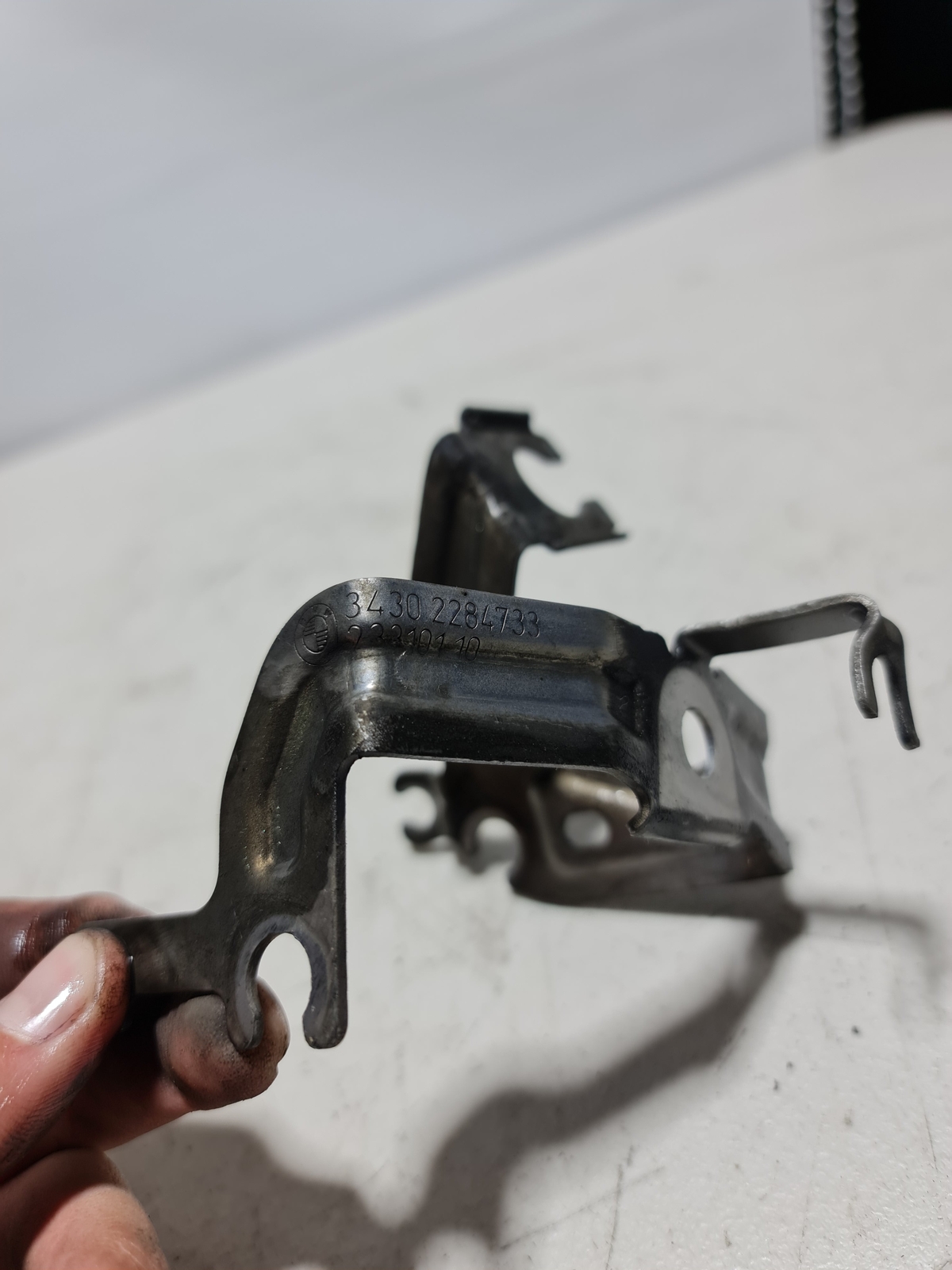 BMW F80 F80N F82 BRACKET BRAKE HOSE FRONT LEFT 1PCS 34302284733 15-19 ...