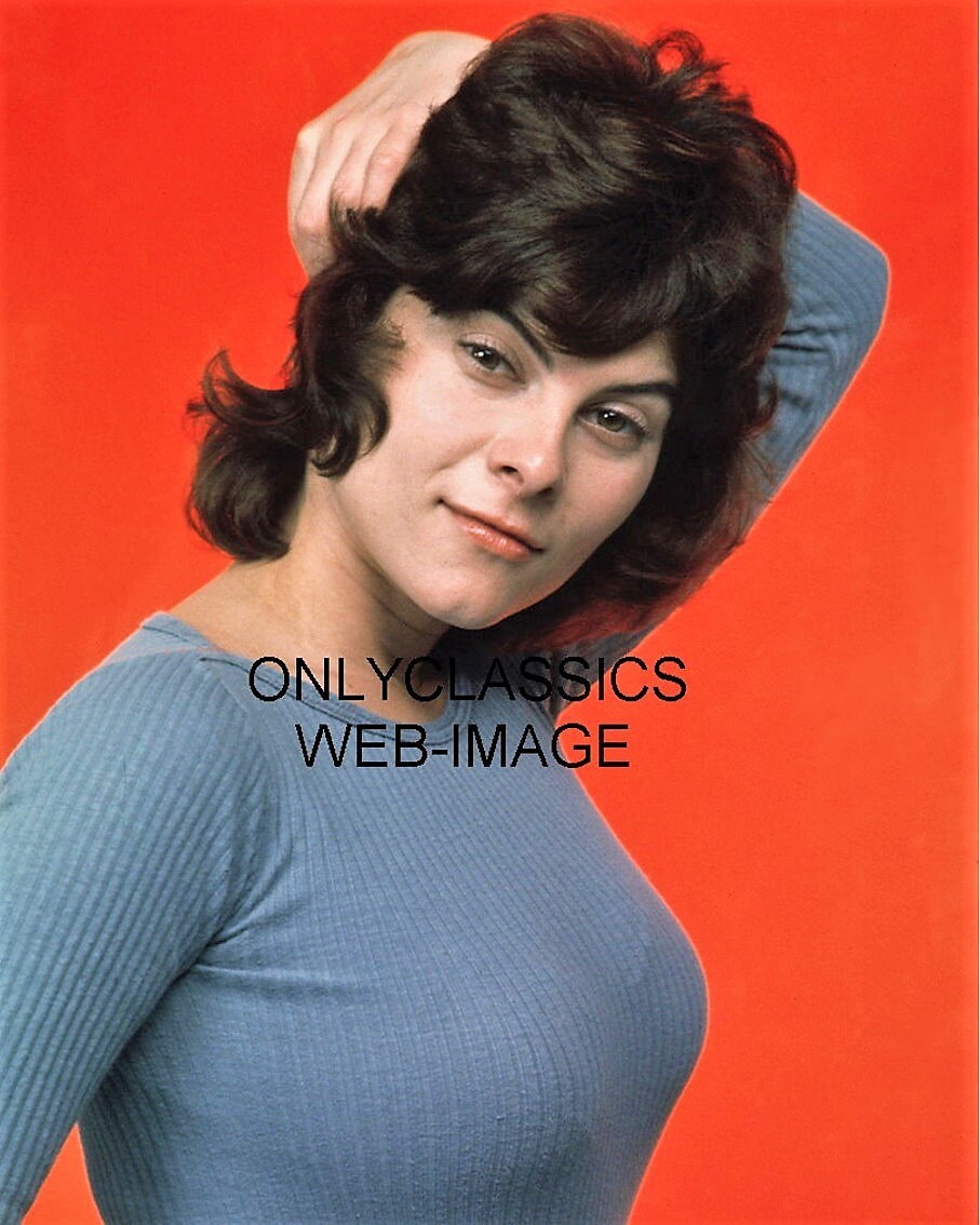 SEXY PROVOCATIVE ADRIENNE BARBEAU SWEATER 8X10 PHOTO BUSTY CHEESECAKE ...