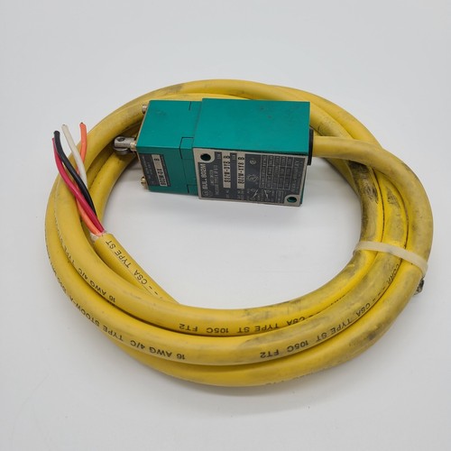 ALLEN BRADLEY LIMIT SWITCH BUL.802M 802M-DY8 SERIES B | eBay