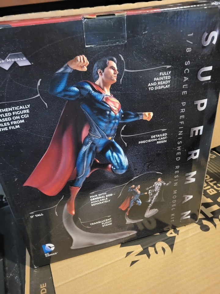 Moebius Superman 1/8 statue finished | eBay
