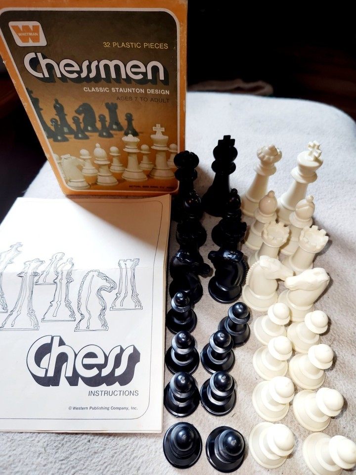 Vintage, 1974 Whitman Chessman Classic Staunton Design, 32 Plastic ...