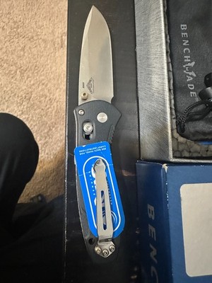 Benchmade Mini Barrage Blue Canyon 585-03 Richlite CPM S30V Folding ...