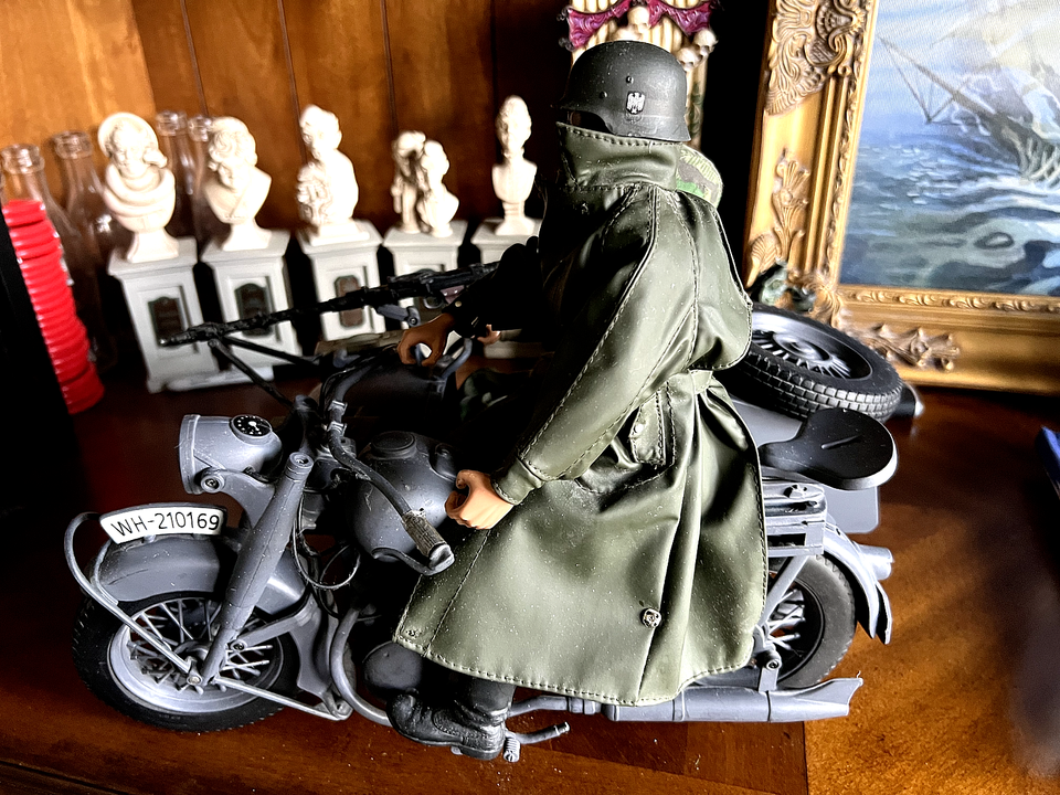 The Ultimate Soldier 21st Century Toys German 1/6 Scale Motorcycle with ...
