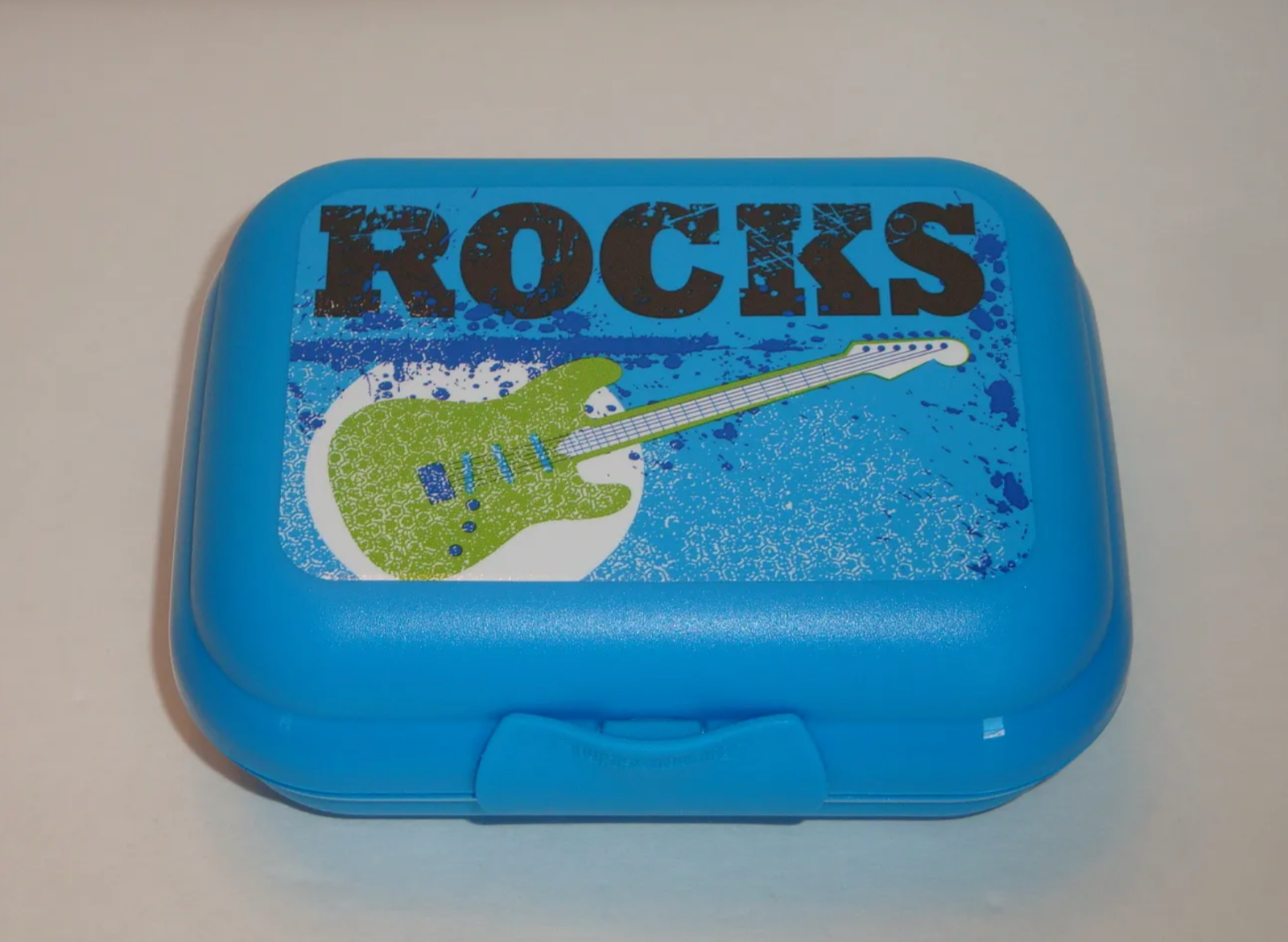Tupperware Oyster Packables Storage Container Hinged Rocks Guitar Logo ...