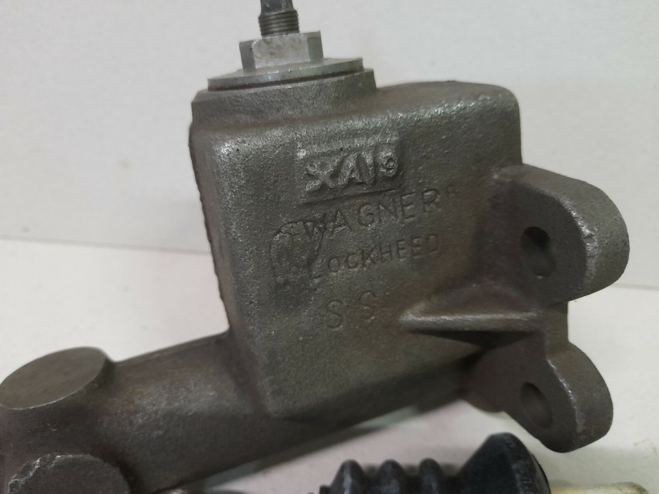 Kaiser Jeep M715 M725 Wagner Lockhead Brake Master Cylinder | United ...