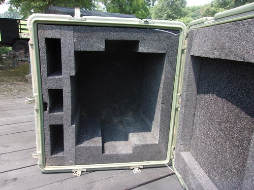 HARDIGG MILITARY STORAGE CONTAINER CASE BOX- 29x26x25 ARMY SURPLUS ...