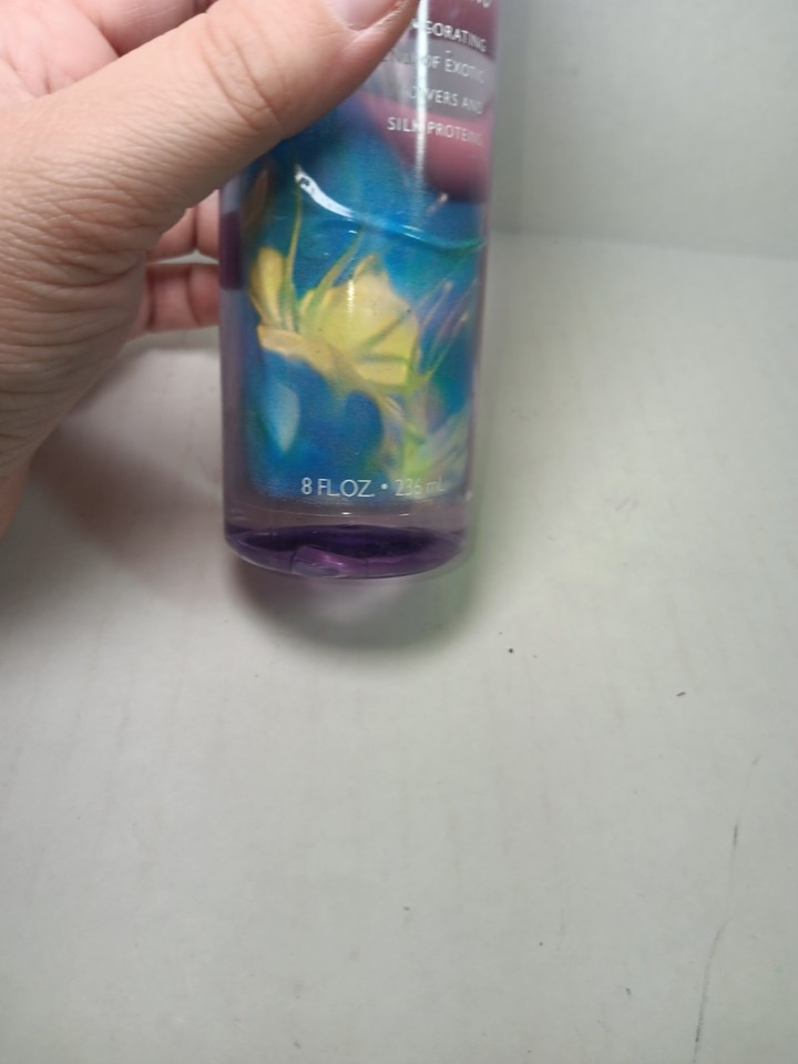 Caress Wild Blossom Refreshing Body Spray New Flowers Silk Proteins ...