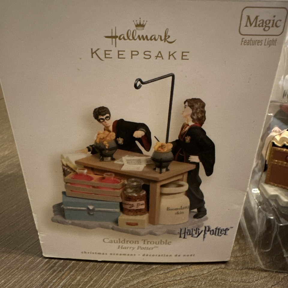 Hallmark Keepsakes Ornaments Harry Potter Cauldron Trouble 2007 Magic ...