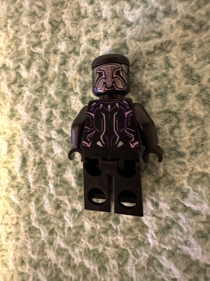 Lego Black Panther "Vibranium" Minifigure (from set 76192) Figure Only ...