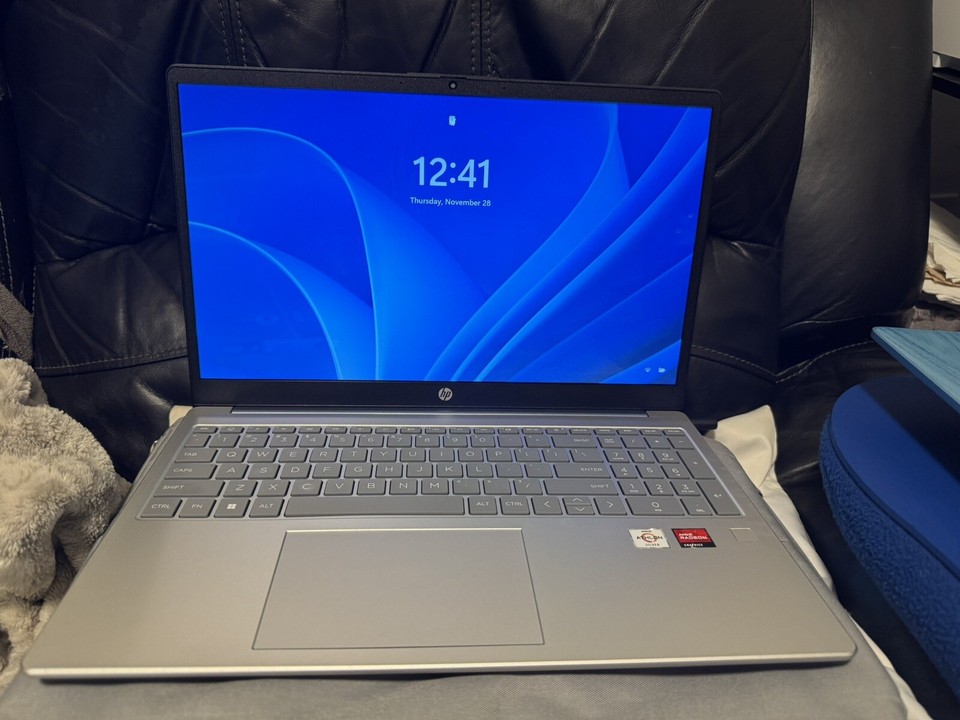 NEW HP 15.6" Midnight Blue AMD Touchscreen Laptop Computer with ...
