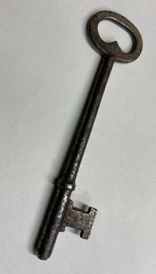 Antique Skeleton Key 2509 Engraved | Victorian Cabinet Lock Key ...