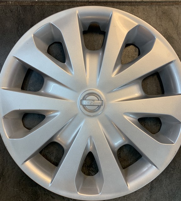 Nissan Versa Hubcap Wheel Cover 15" OEM 53087 403153ba08 Da 403153ba0b ...