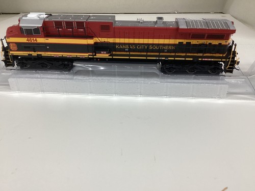 Athearn Genesis #G31655 HO scale “KCS” AC4400 with DCC & SOUND Rd.#4614 ...