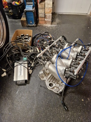 Sbc,V8 chevy 350 engine jenvey throttle bodies, Omex Ecu,manifold,Loom ...