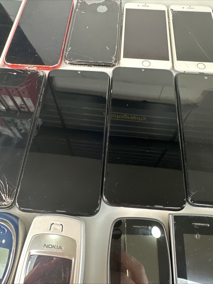 Scrap Phones & Tablet for Scrap / Component Use, Untested, Scrap, PARTS ...