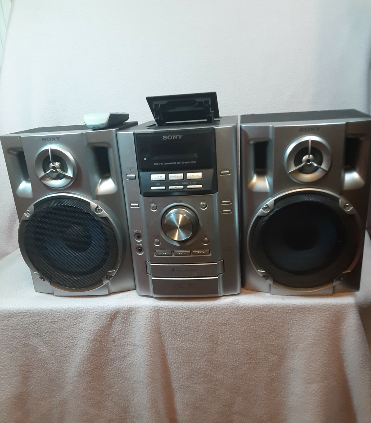 Sony MCH EC50 Mini Hi-Fi Component System With Remote | Sony ...