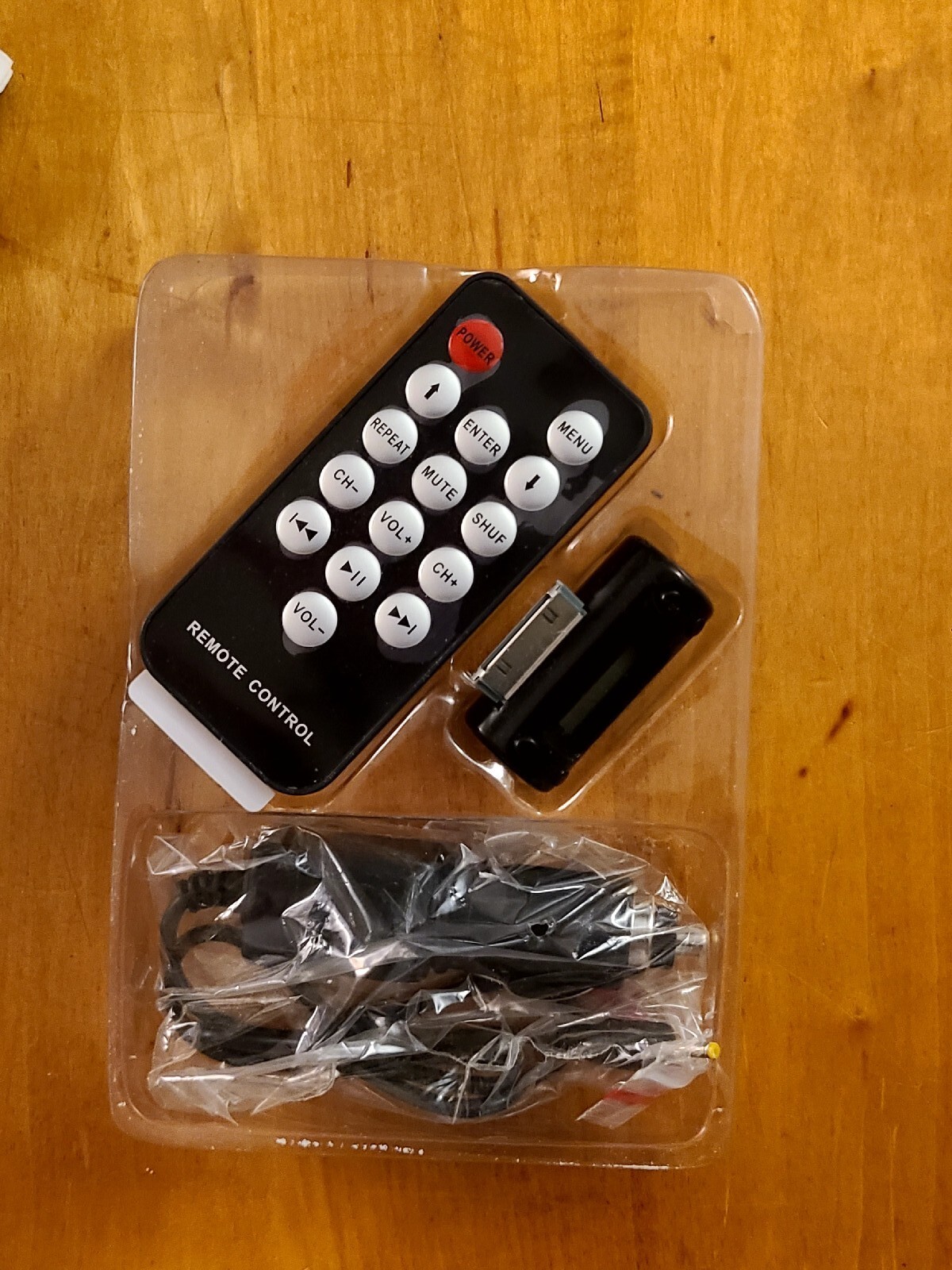 FM Transmitter And Remote Control For iPhone 3GS/4G And iPod -New Open ...