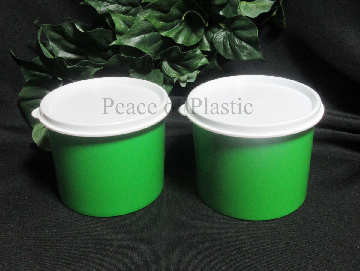 Tupperware New Set of 2 Snack Canisters GREEN 20 oz Stacking Storage ...