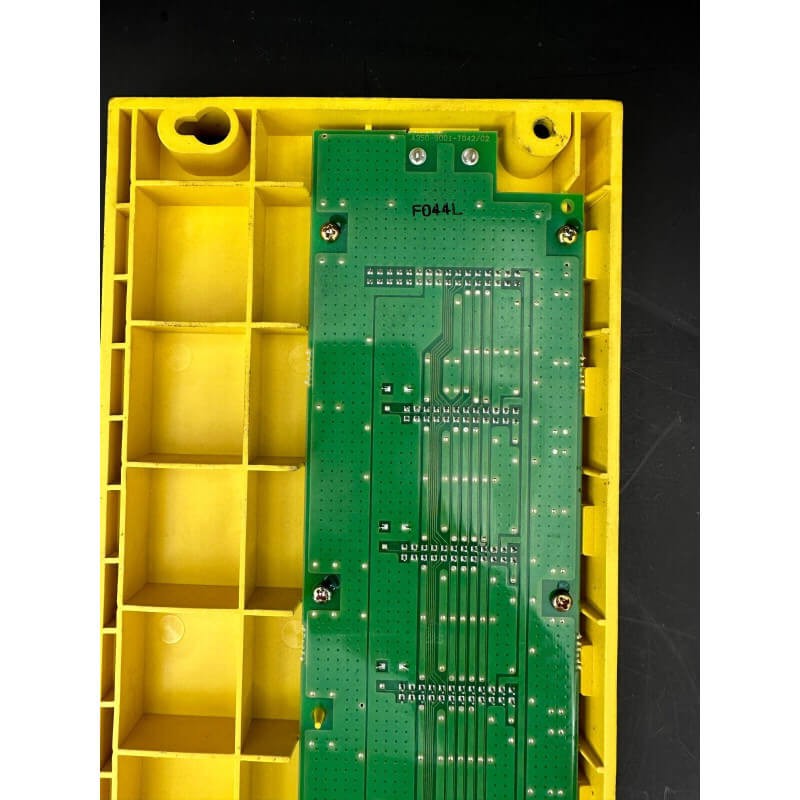 Base Unit with Slot A03B-0819-C001 FANUC ABU10A | eBay UK