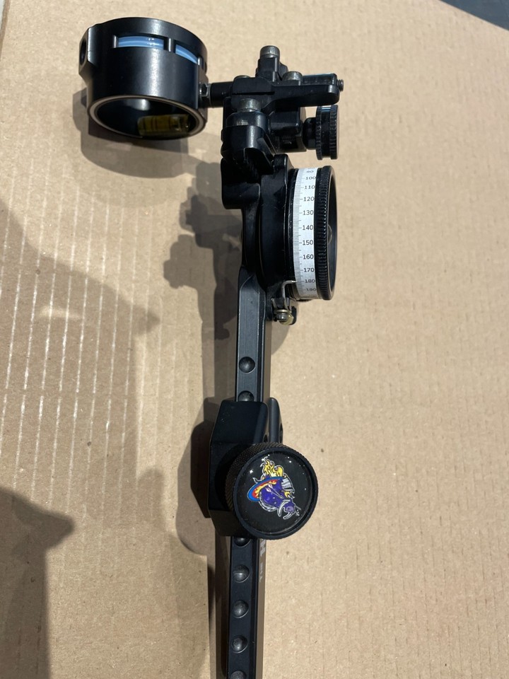 SPOT HOGG HOGG FATHER SIGHT, older version with wire indicator, working ...