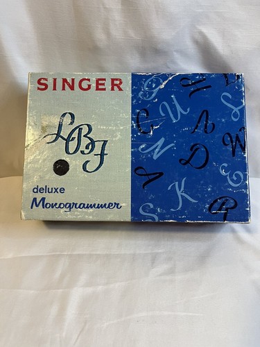 Singer Deluxe Monogrammer 171276 With Everything Seen Please See Pics ...