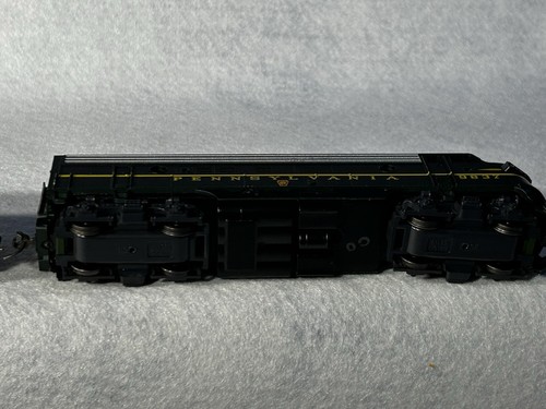 Beautiful Atlas Pennsy F- 7A-A 2 Engine Set HO | eBay