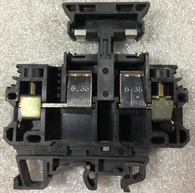Entrelec Fuse Holder Blocks MU10/13 MU10/13.SF2 MU1013SF2 Lot Of 9 ...