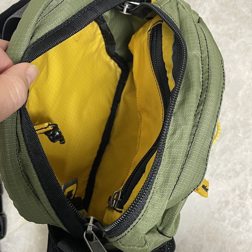 Mountainsmith Kinetic TLS Waistpack Nylon Green Bottle Pockets Hip Belt ...