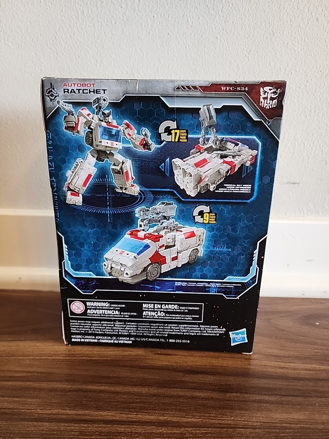 Hasbro Transformers War for Cybertron Ratchet Deluxe Class 6 inch ...