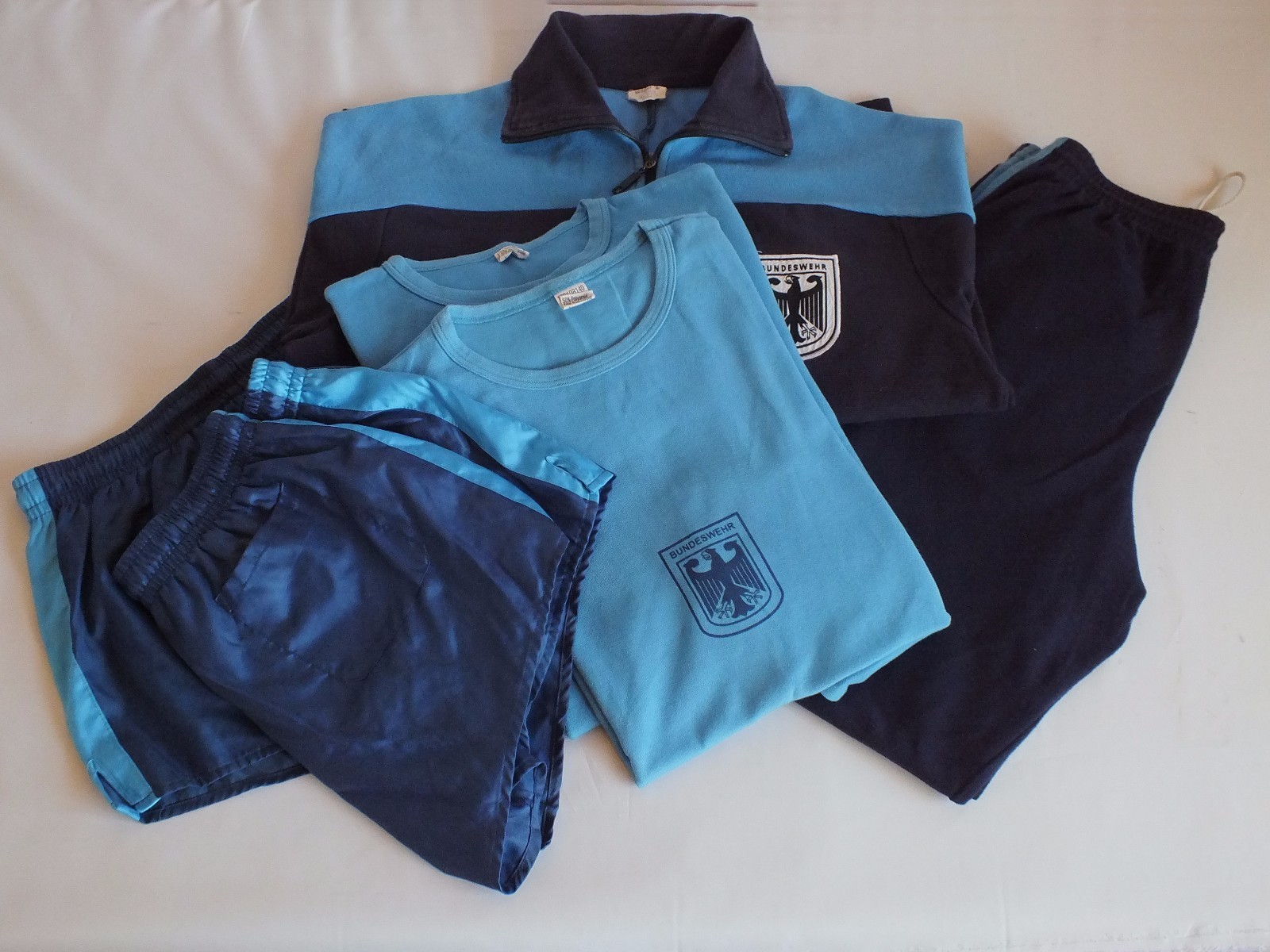 Original Bundeswehr Sportanzug, Trainingsanzug, Sportzeug mehrere ...