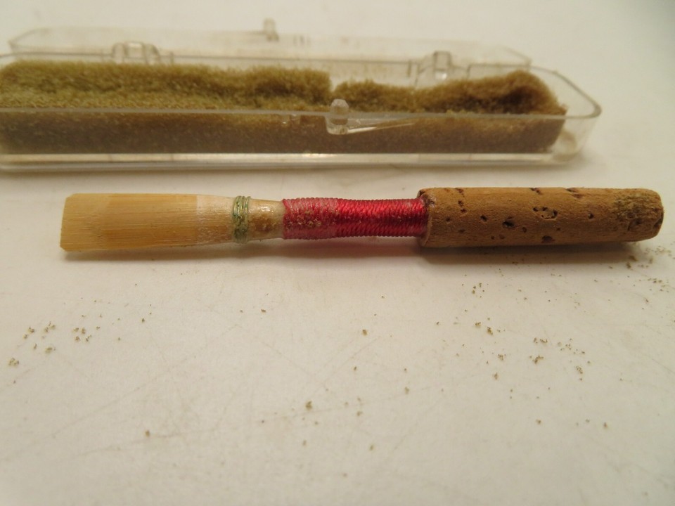 VINTAGE Oboe Reed IN PLASTIC BOX | eBay