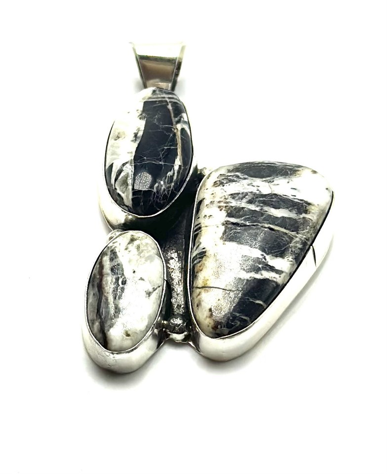Navajo Handmade Sterling Silver White Buffalo Pendant By Tia Long Rare ...