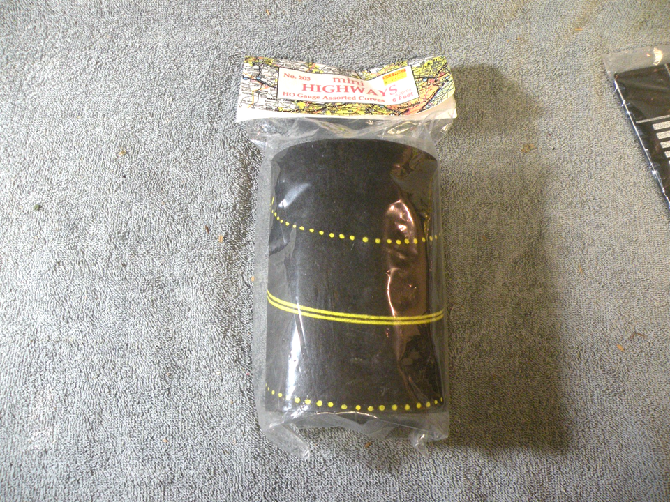 NEW Mini Highways Streets + Roads Leisuretime Products HO Gauge + more ...
