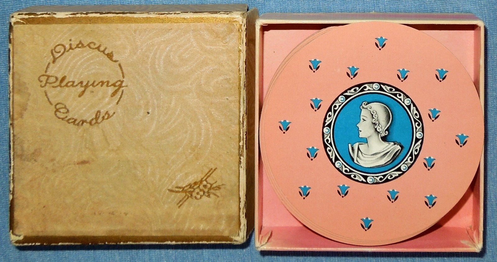 Antique 1930's Discus Round Playing Cards in Original Box, Arrow ...