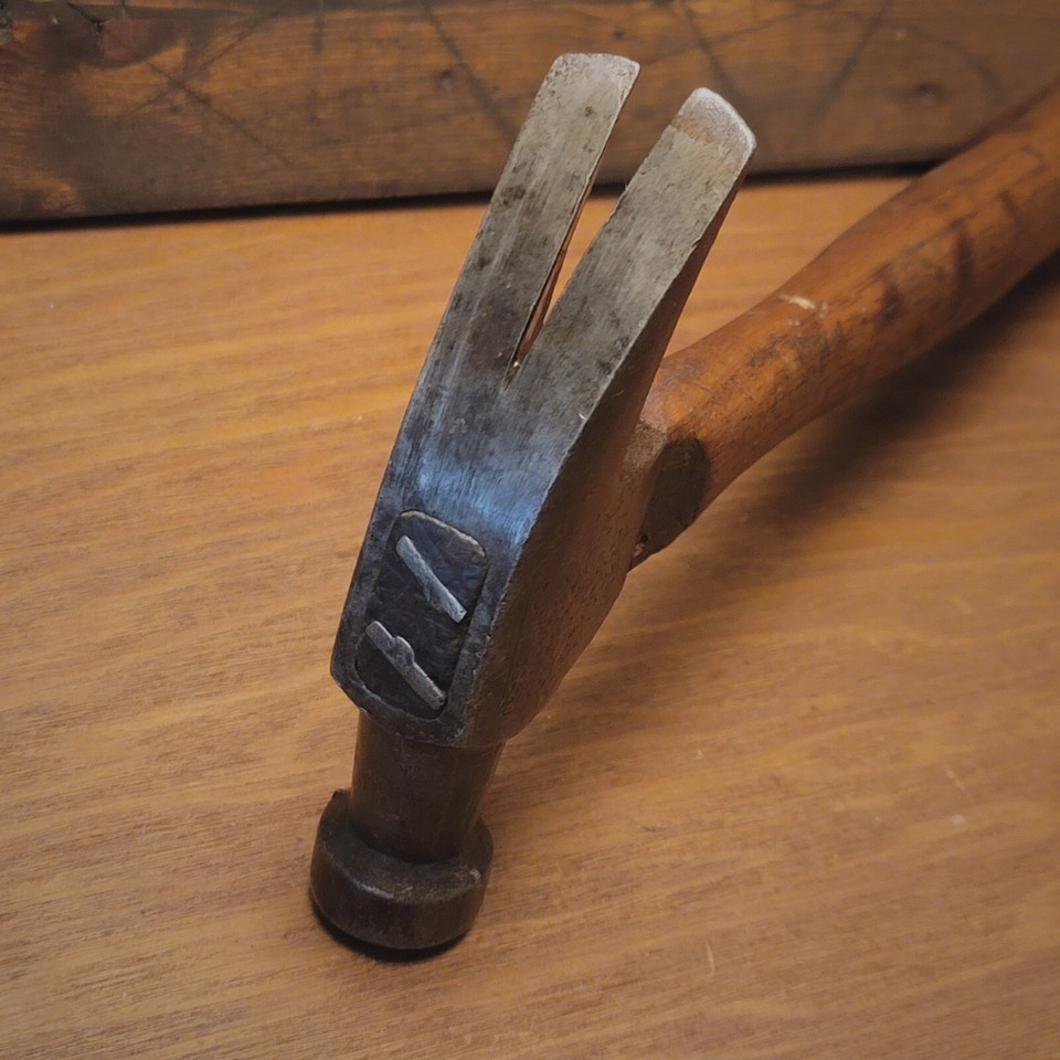 Vintage Stanley Bell Face Straight Claw Hammer - Old Tool | eBay