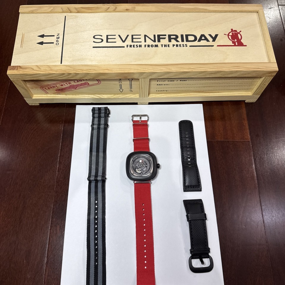 Seven Friday Watch With 2 Additional Straps | eBay