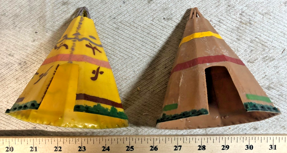 Early Marx Fort Apache Stockade Play Set Hard Plastic Indian Tepees ...