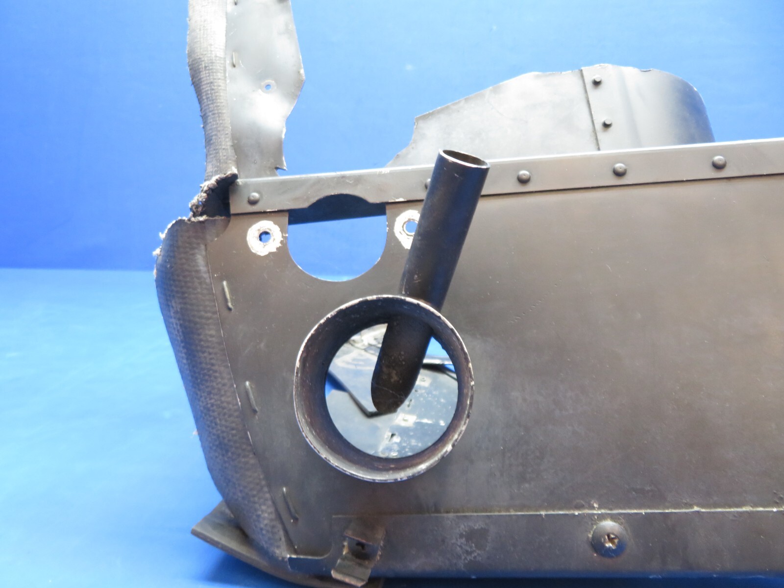 Piper PA-28-140 LH & RH Rear Engine Baffle P/N 66722-00 FOR PARTS (1123 ...