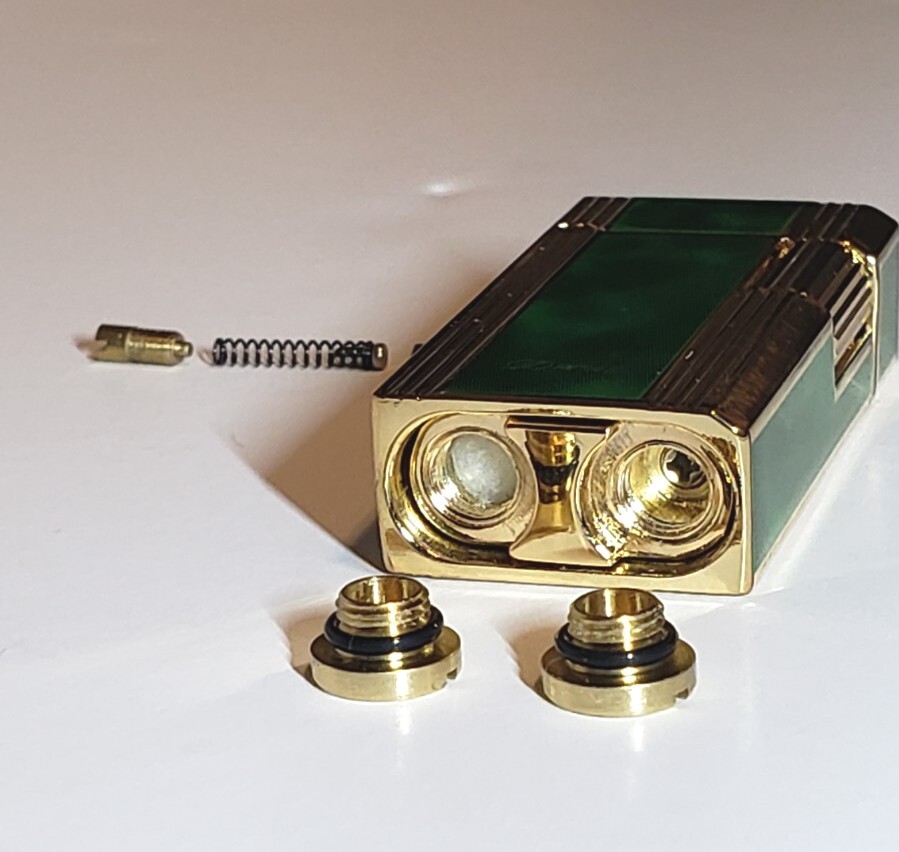 VINTAGE RETRO STYLE ROLLER LIGHTER Classic Retro Fuel Saving Lighter O ...