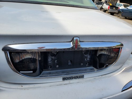 1998-99-00-01-2002 LINCOLN CONTINENTAL REAR LICENCE PLATE BRACKET BACK ...