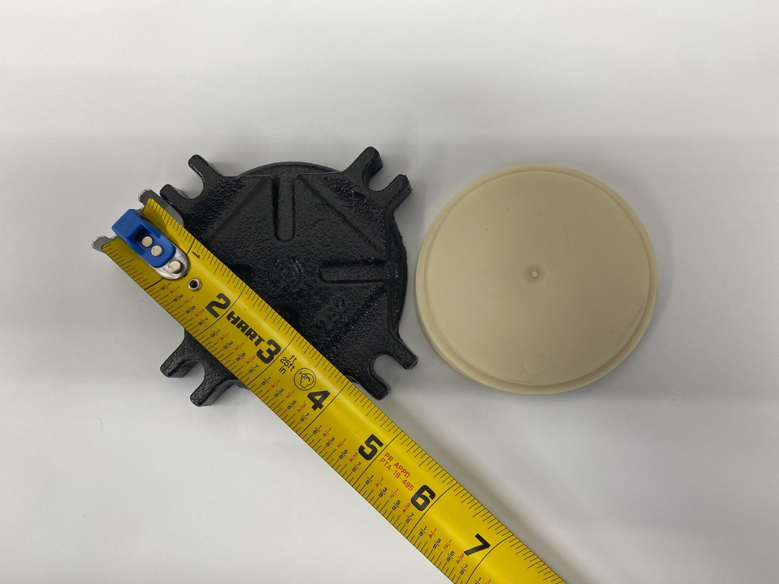 Neptune Low Profile Cast Iron Bottom Plate Kit, Rubber Liner