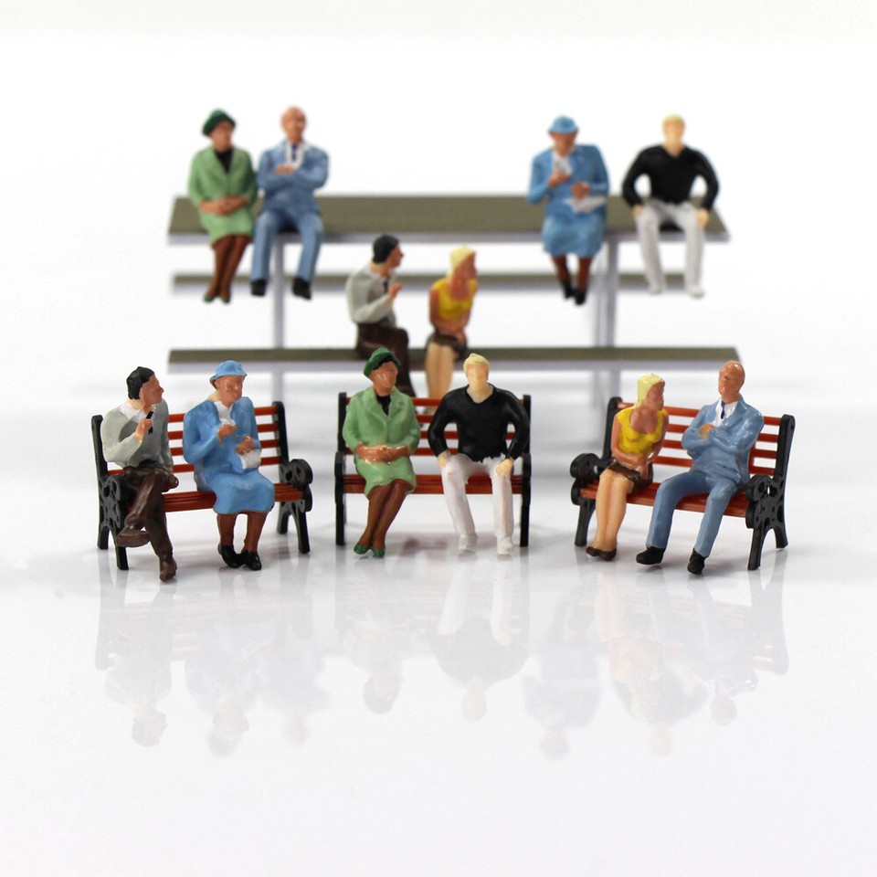 24pcs Model Railway O scale Seated Figures 1:50 Sitting People 6 ...