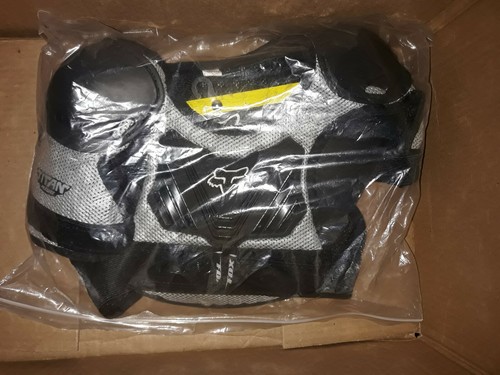 Fox Racing Roost Deflector PeeWee Titan Youth Child Chest Guard ...