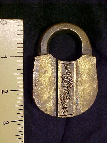 ILLINOIS CENTRAL RAILROAD SIGNAL LOCK,,,,BRASS REMOVE KEY WHEN LOCKING ...