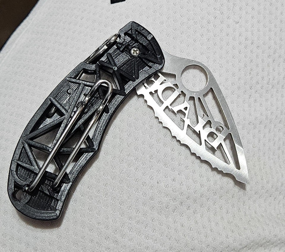 Vintage Spyderco Limited C35 SBK “Q” Spider Web Blade Magazine Edition ...