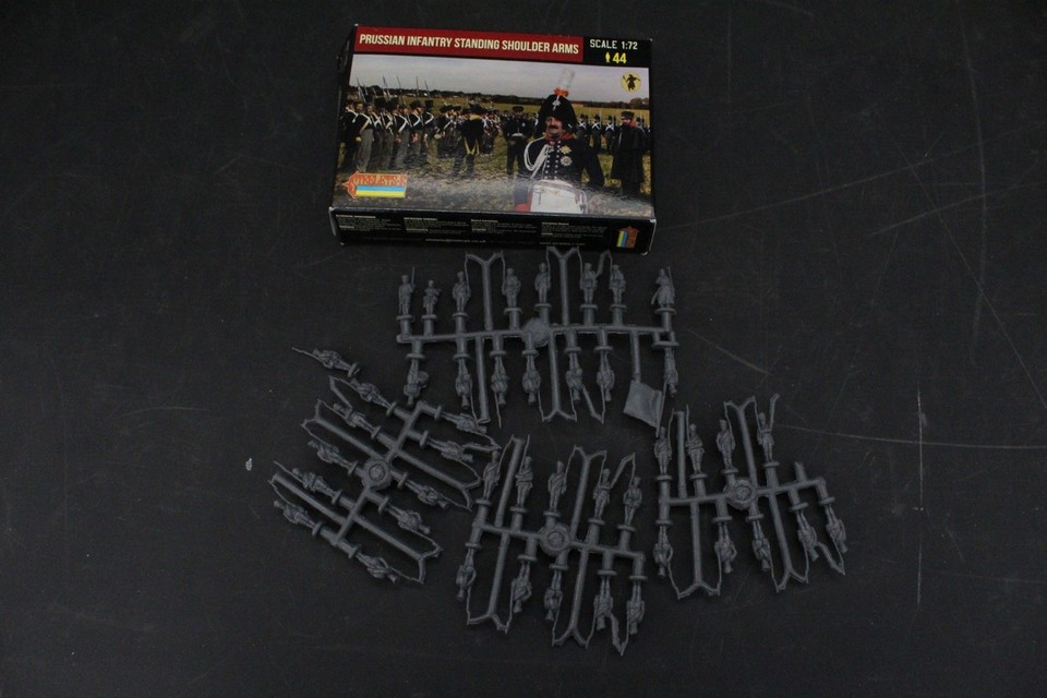 Bundle Of 14x WATERLOO, STRELETS & HATS 1/72 Soldier MODEL KITS Boxed ...