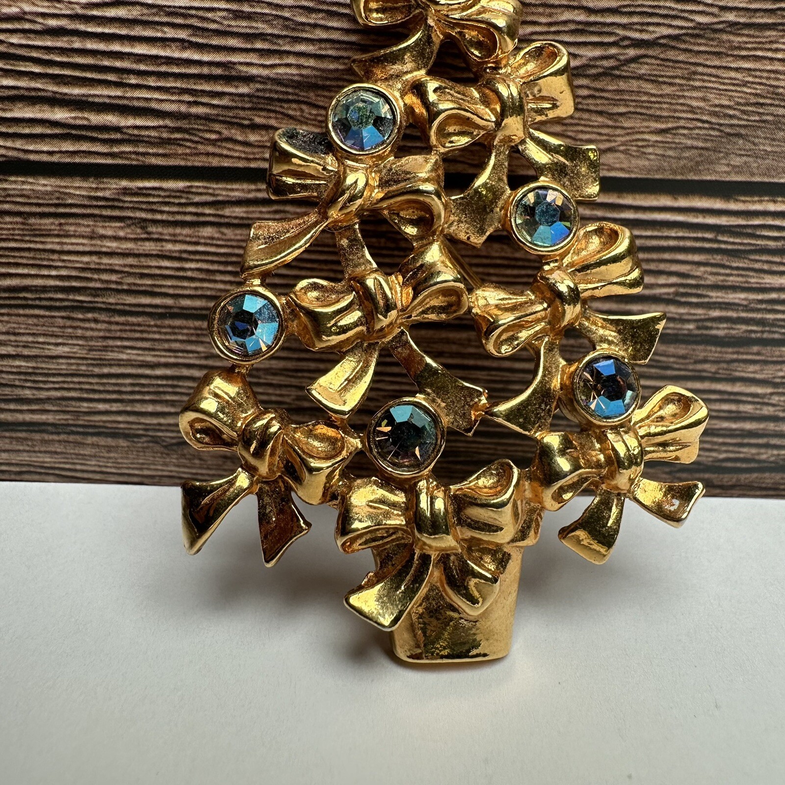 Avon Christmas Tree Rhinestone Blue AB Aurora Borealis Brooch Pin Gold ...